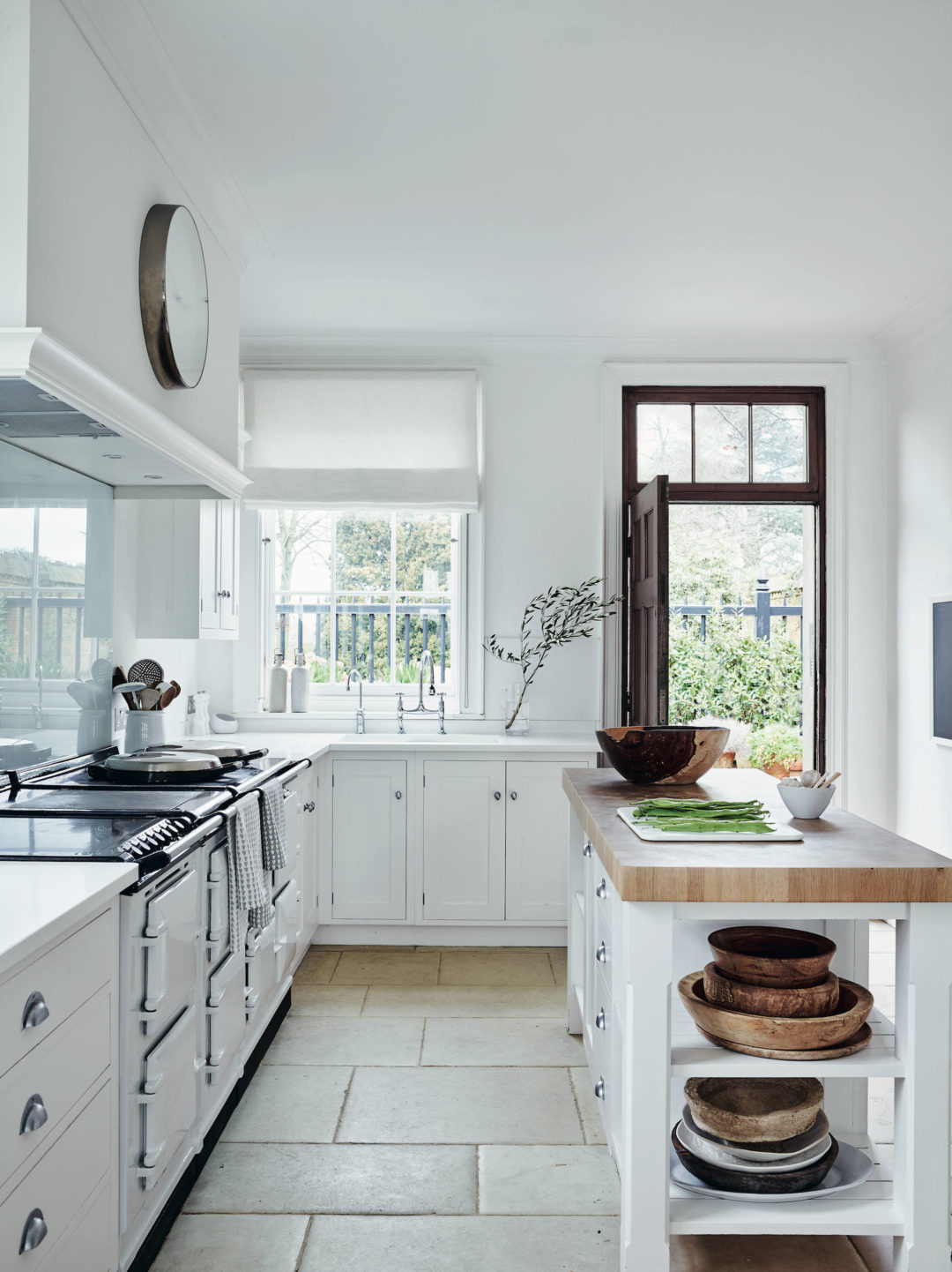 The Most Serene Home Tour I've Ever Posted | Lark & Linen Interior ...