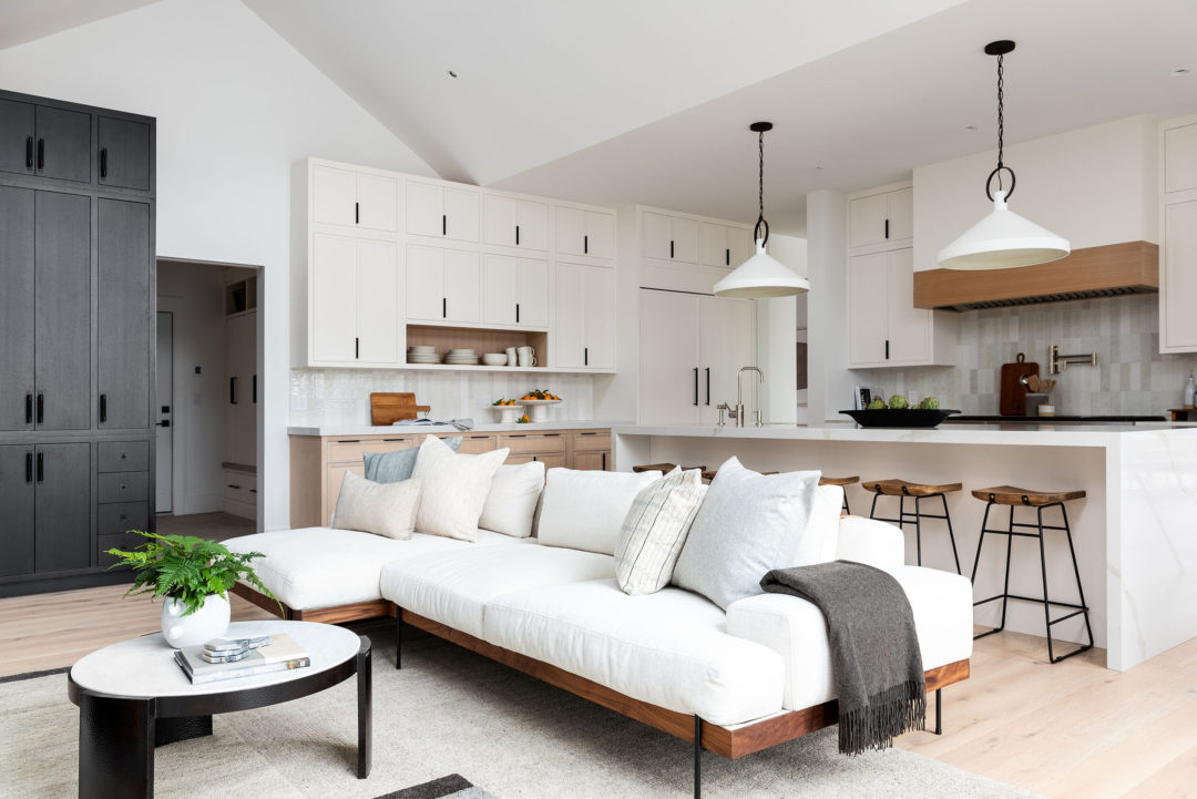 Ever Wondered How to Design an All White Home? Here's How It's Done ...