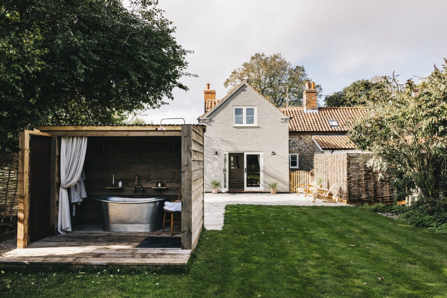A Holiday Cottage In A Picturesque Village | Lark & Linen Interior ...